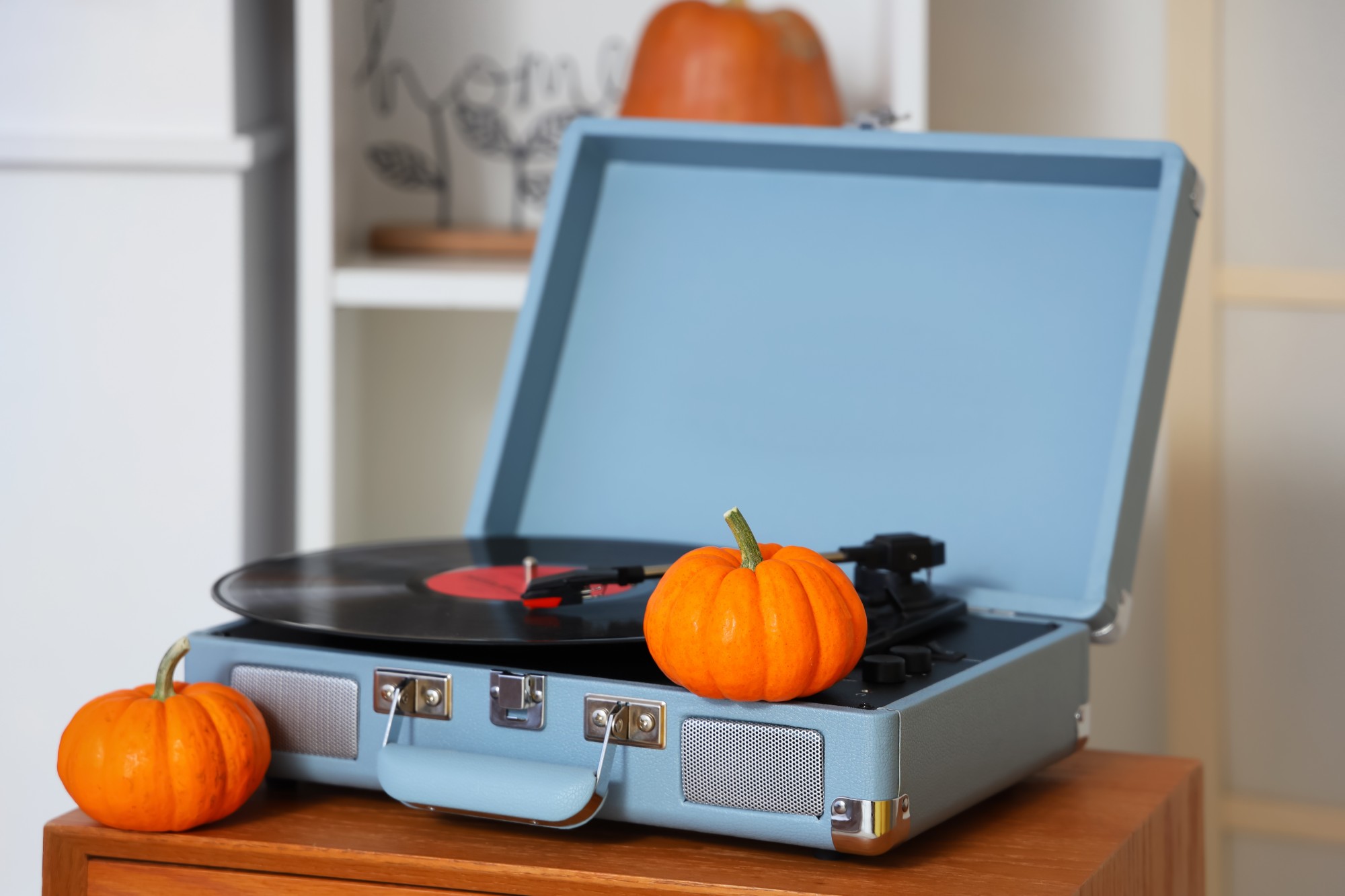 Spooktacular Sounds: Unearthing the Best Classic Halloween Songs ...